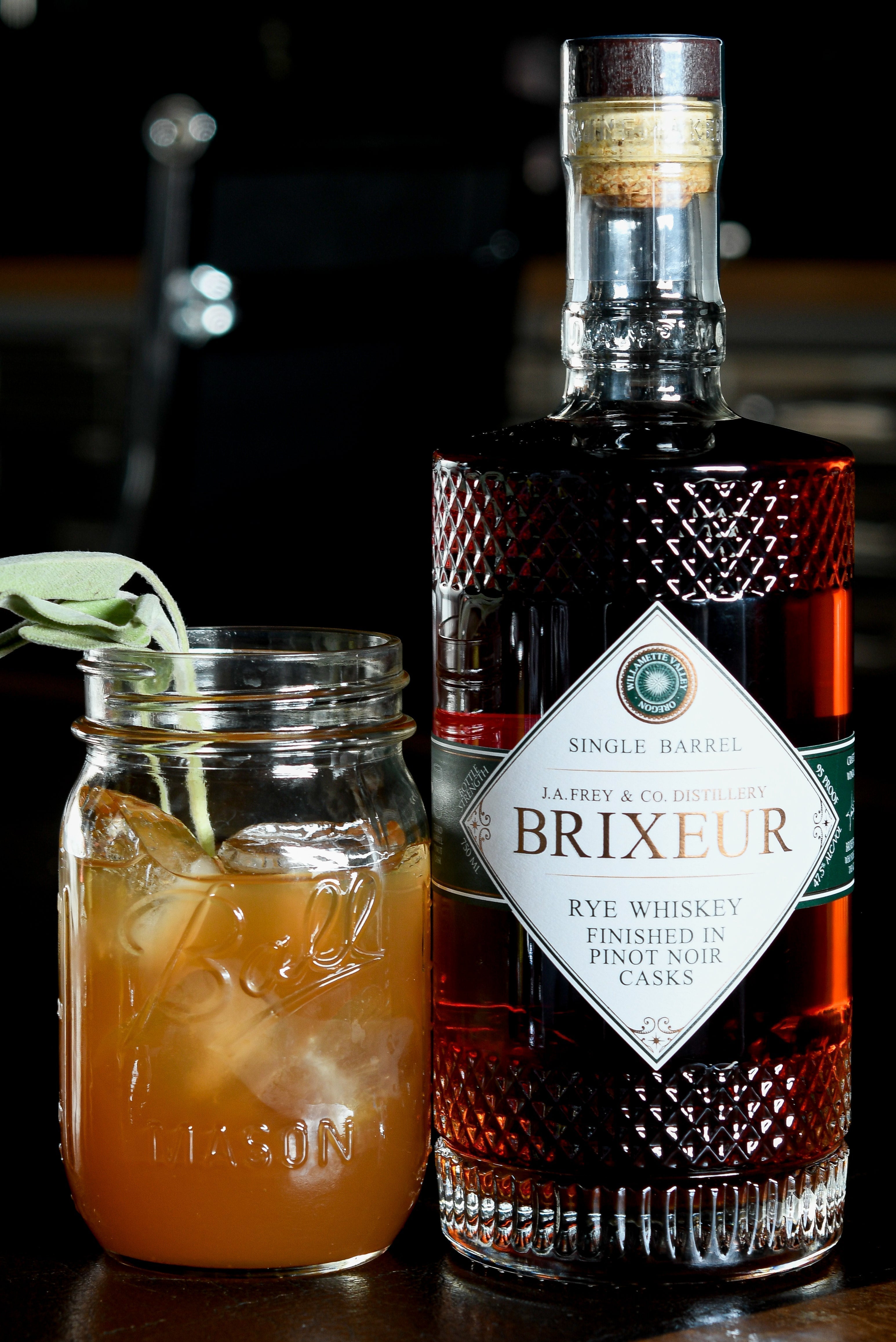 Sweet Tea Smash – Brixeur Spirits